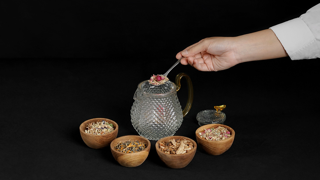 Tea Making at Mahalaya Hotel